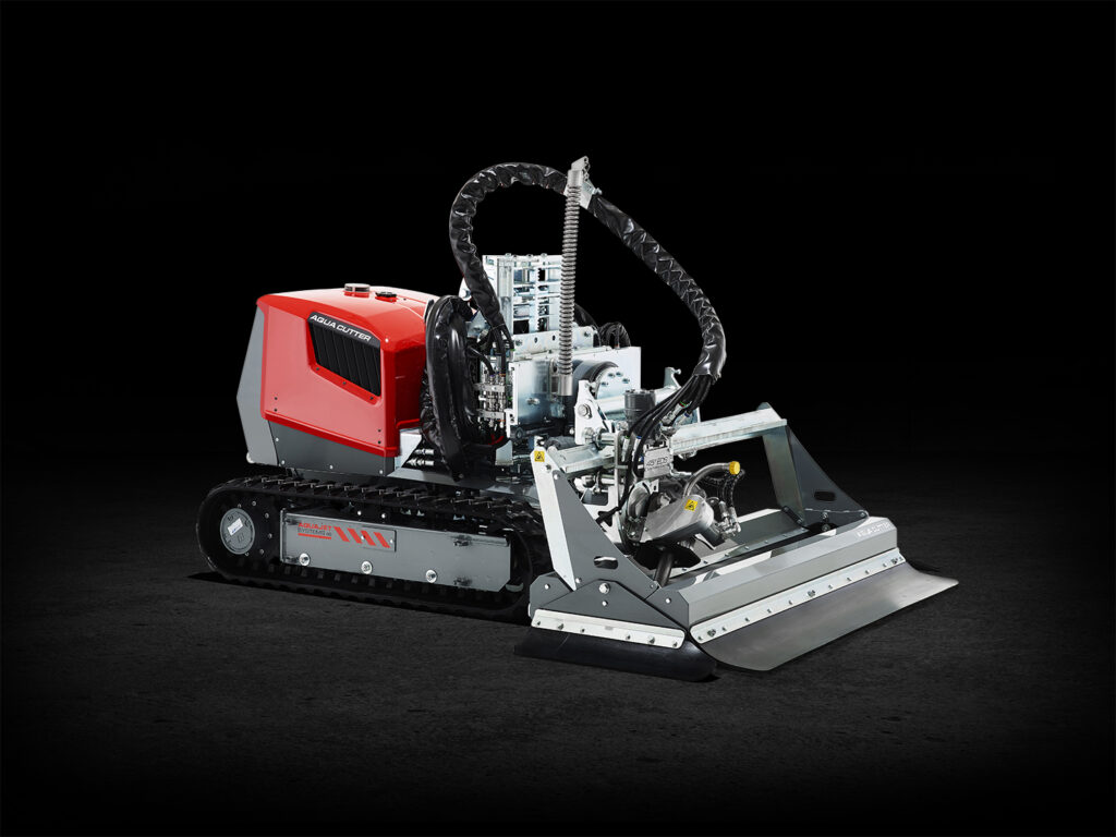 Hydrodemolition robots for safer work